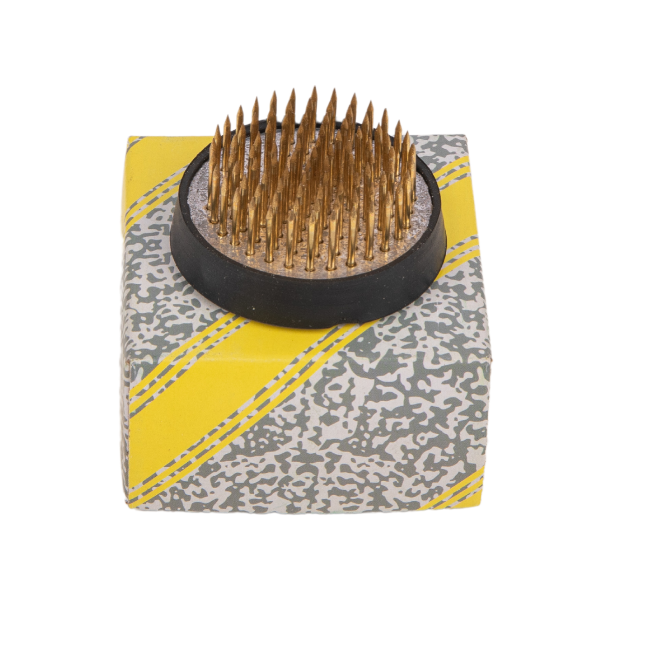 JM Flower Pin Holder 40mm | NTUC FairPrice